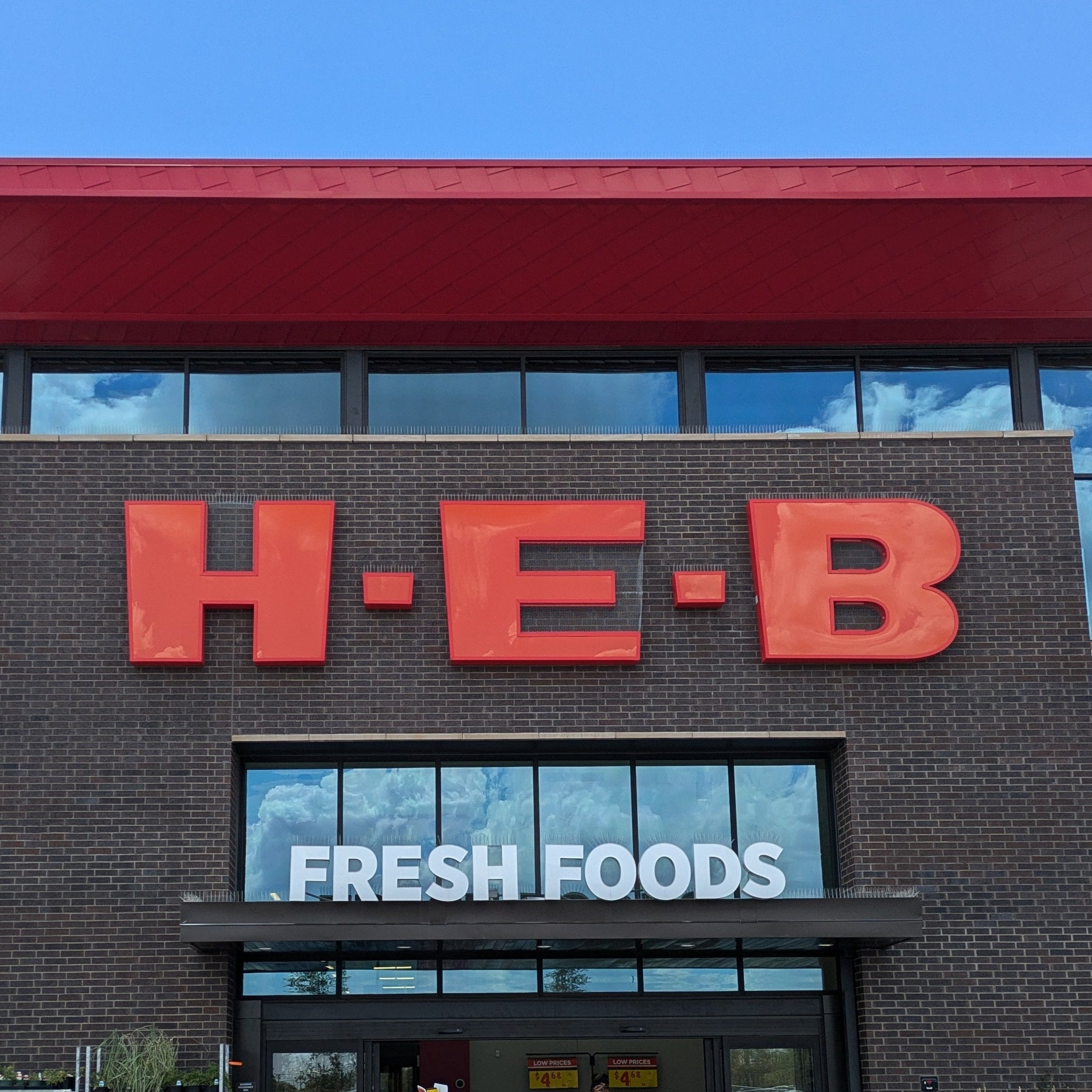 H-E-B Fresh Bakery Tortilla Chips — Texas Snax